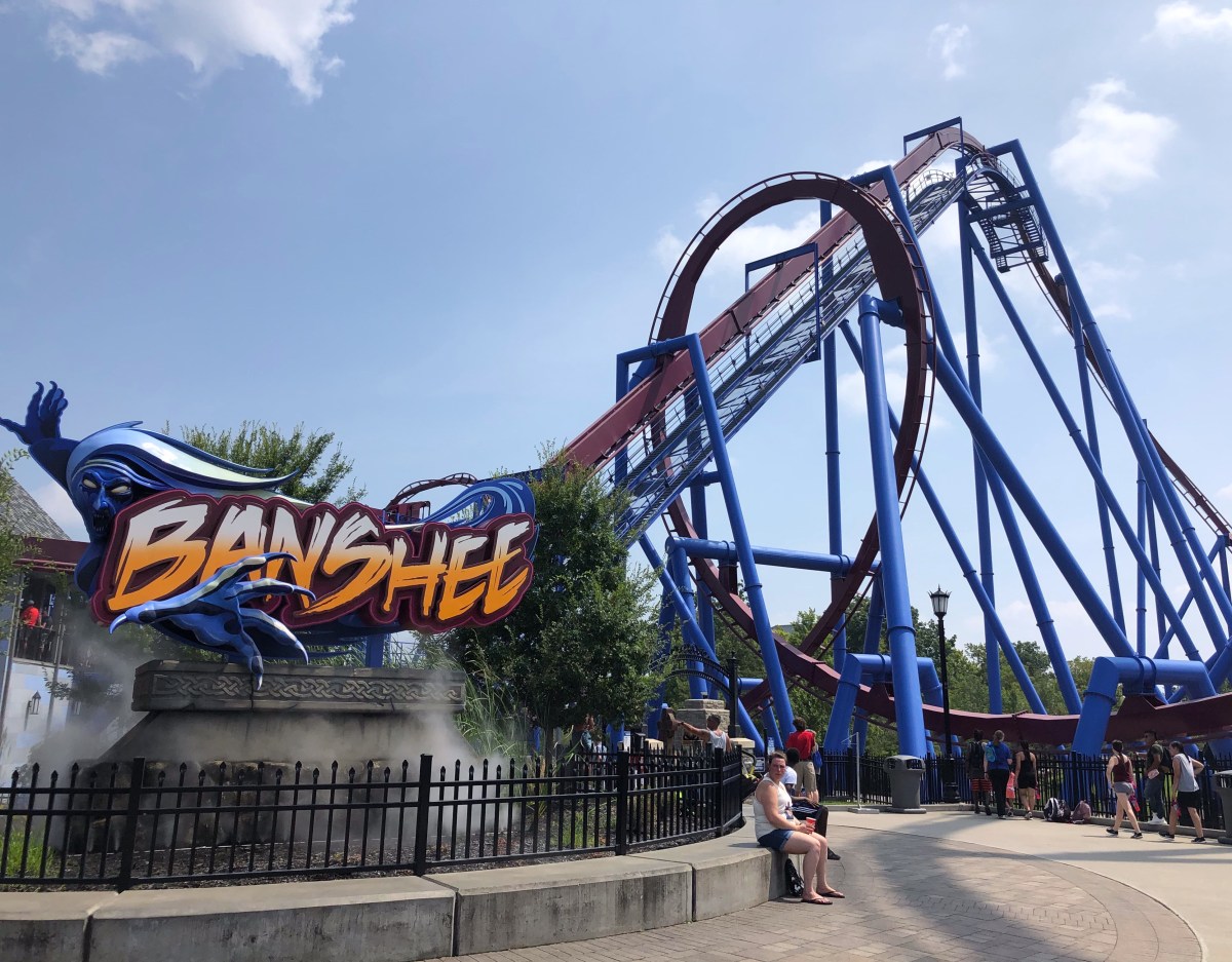 REVIEW: Banshee – B&M Inverted Coaster at King’s Island – April 2019 ...
