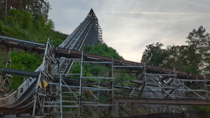 Dollywood’s Lightning Rod Roller Coaster Update 2024 – Limitless Park